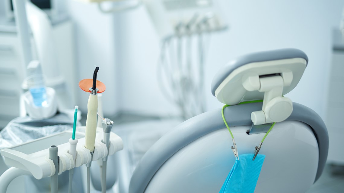 Dentist accused of breaking teeth during procedures | wtsp.com