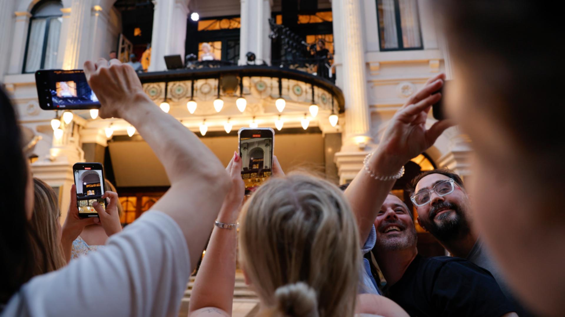Understudy shines in 'Evita' after Rachel Zegler's exit at intermission | wtsp.com
