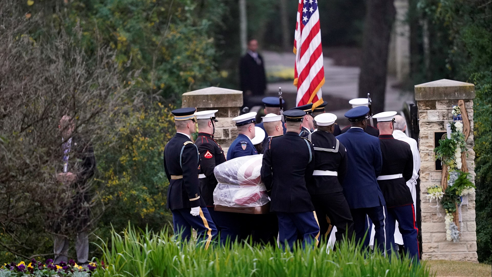 Navy performs 21-aircraft missing man flyover to honor President Bush ...