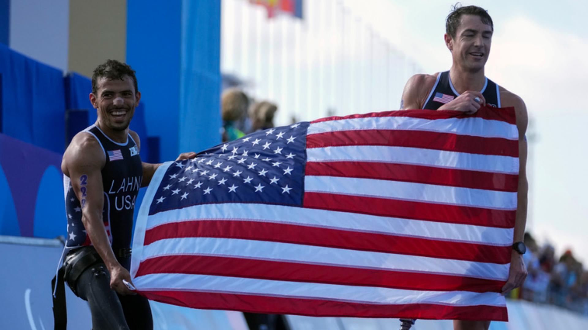 Triathlete Mark Barr, of Houston wins bronze at Paris Paralympics ...