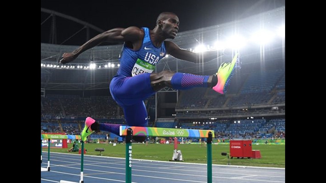 Kerron Clement captures gold in 400 hurdles | wtsp.com
