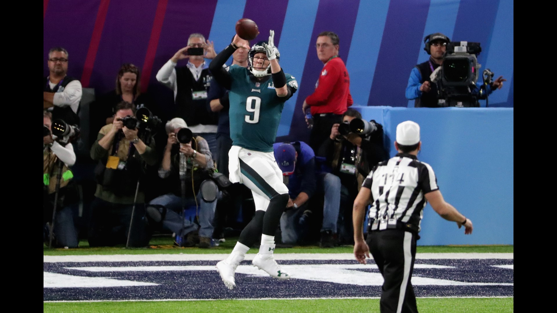 First-ever NFL male cheerleaders to dance for Rams | wtsp.com