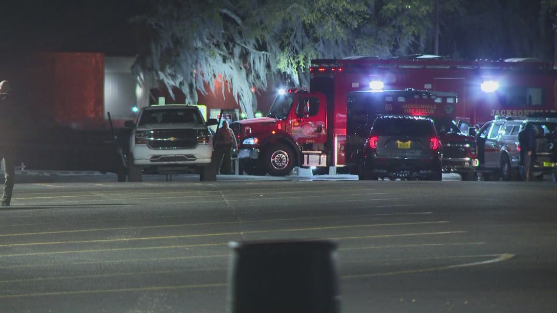 Judge rules Thomas Mosley incompetent to stand trial | wtsp.com