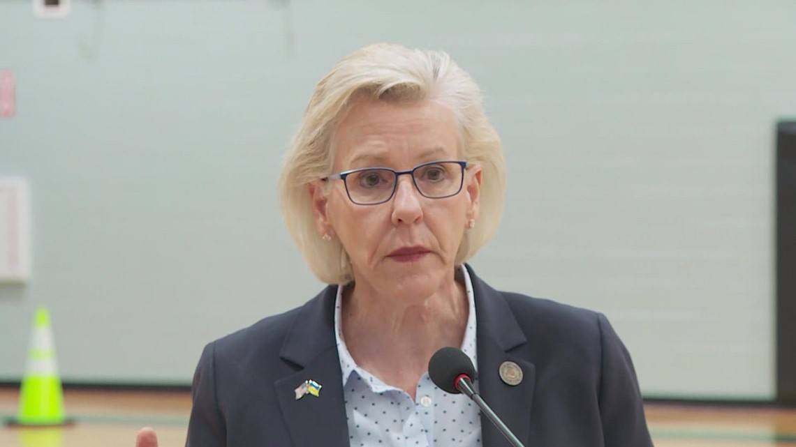 Tampa mayor: HART, Uber offers free rides to 49 shelters across the ...