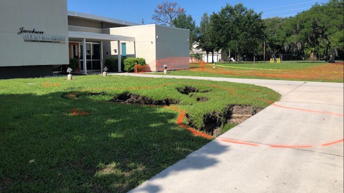 Hole opens on Tarpon Springs High School campus | wtsp.com