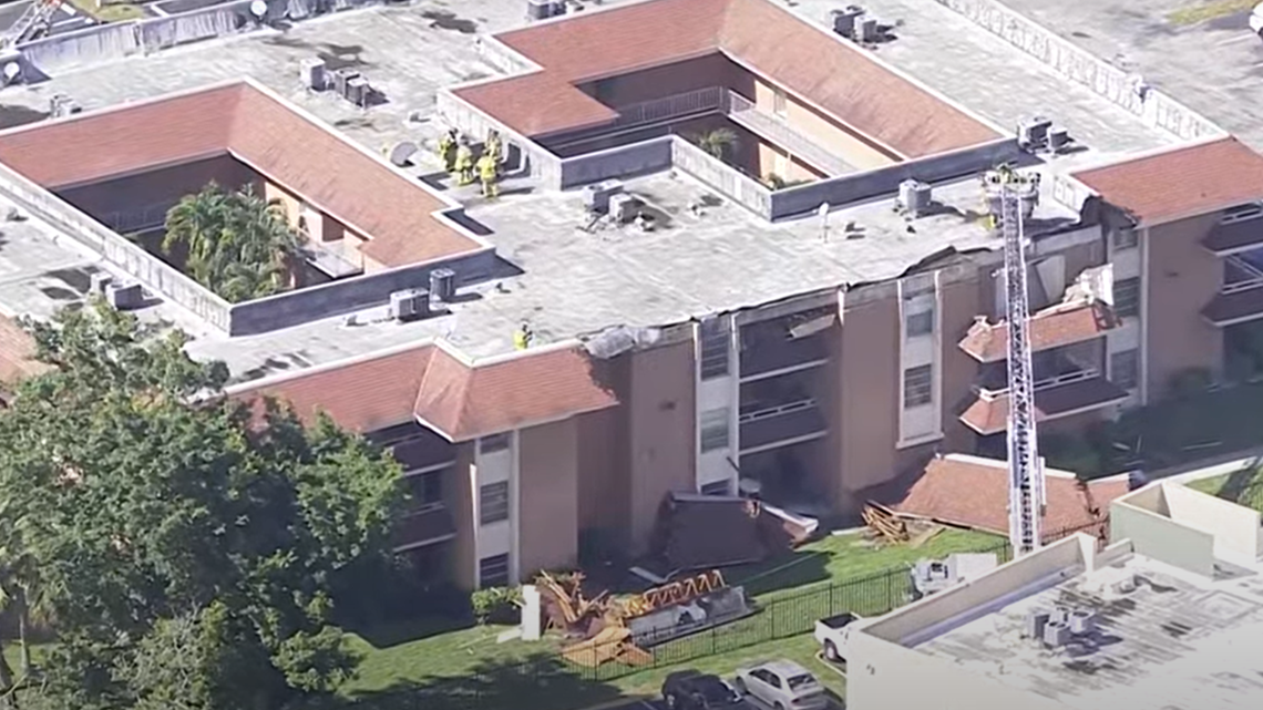 Roof partially collapses at South Florida apartment | wtsp.com