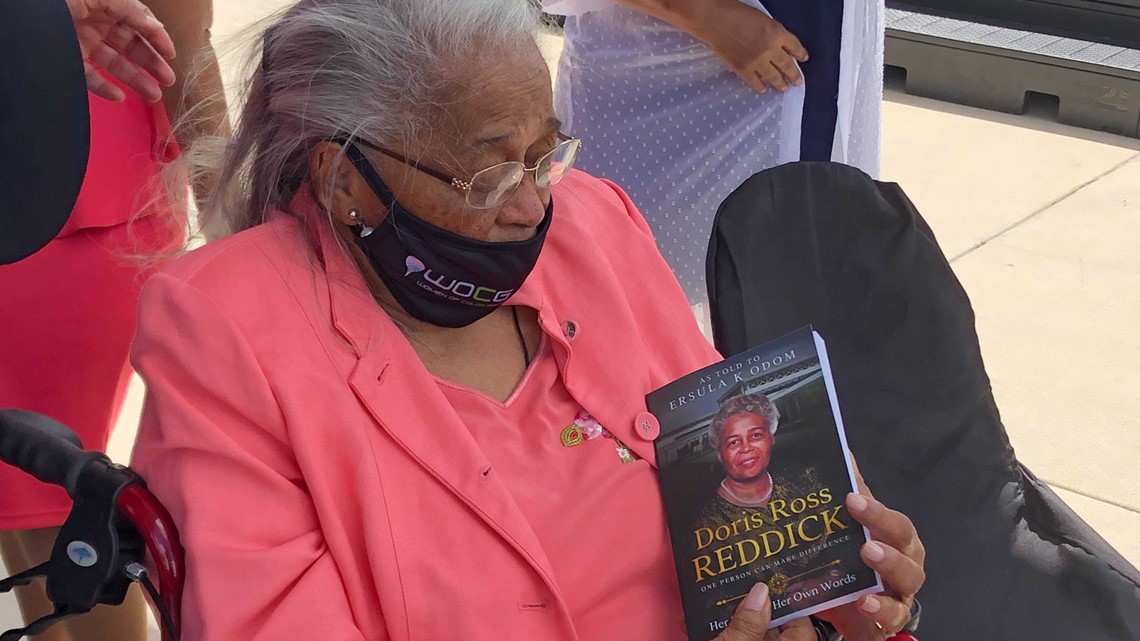 Doris Ross Reddick turns 94 | wtsp.com