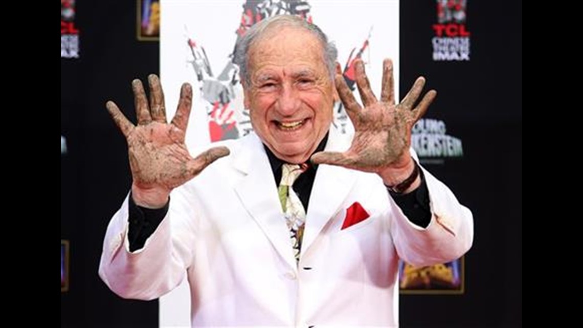 Mel Brooks puts six-finger hand in cement | wtsp.com