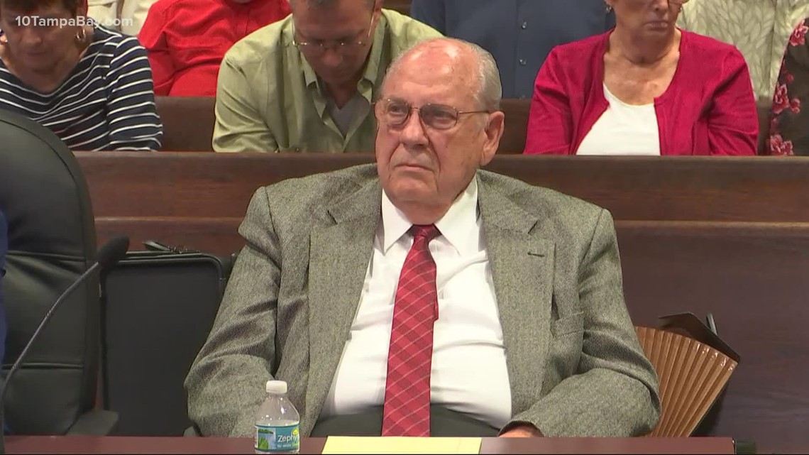 Day 10 of the Curtis Reeves trial: Closing arguments end, jury ...