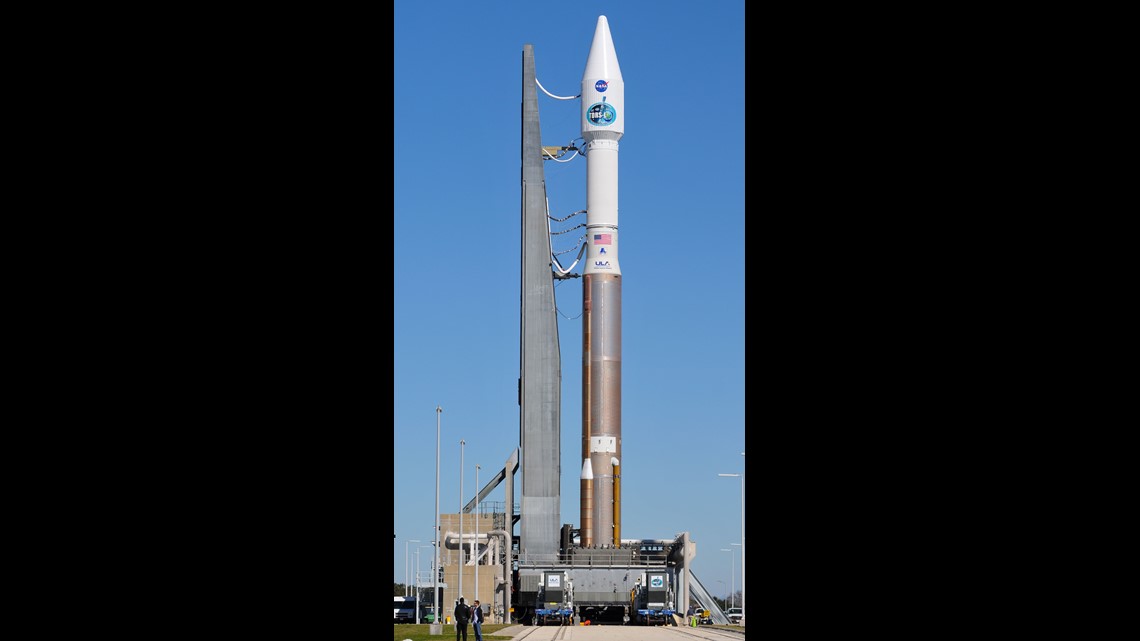 Atlas V set to blast off Thursday, rolls today | wtsp.com