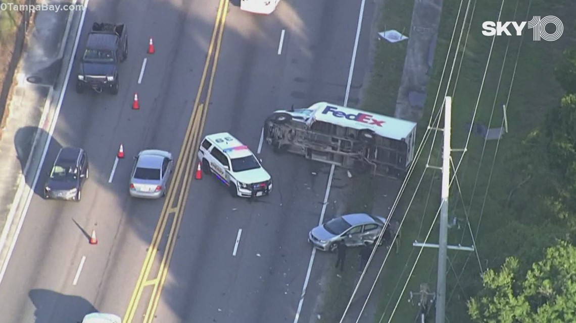 FedEx accident on Busch Boulevard in Greater Carrollwood | wtsp.com