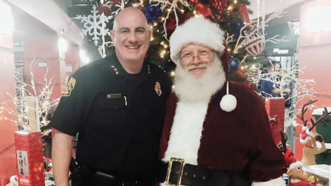Tampa police say Santa is making his way from the North Pole | wtsp.com