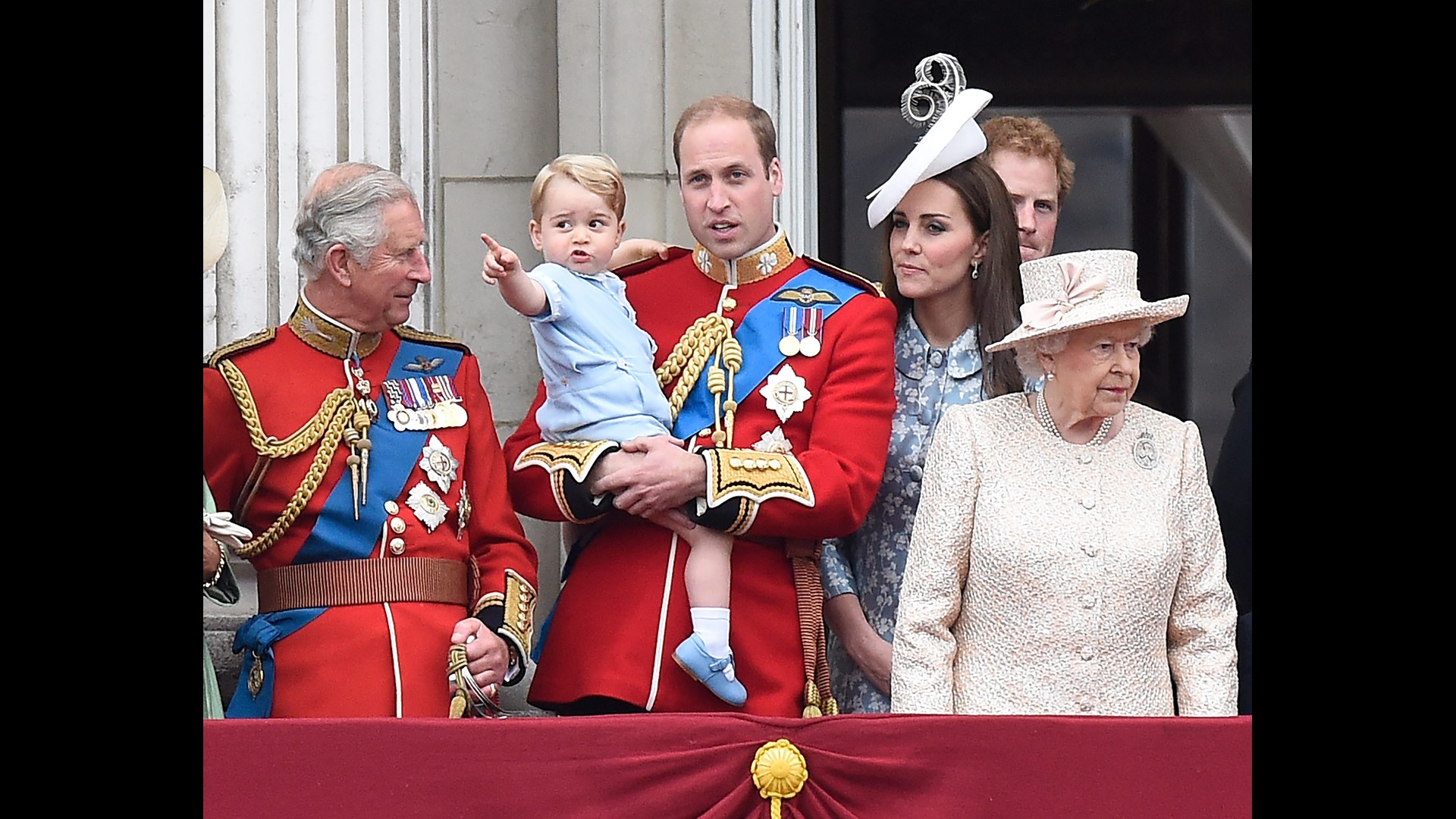 Prince George celebrates his fourth birthday with a new official ...