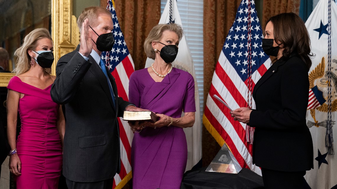 Former US Sen. Bill Nelson sworn in as new NASA Administrator | wtsp.com