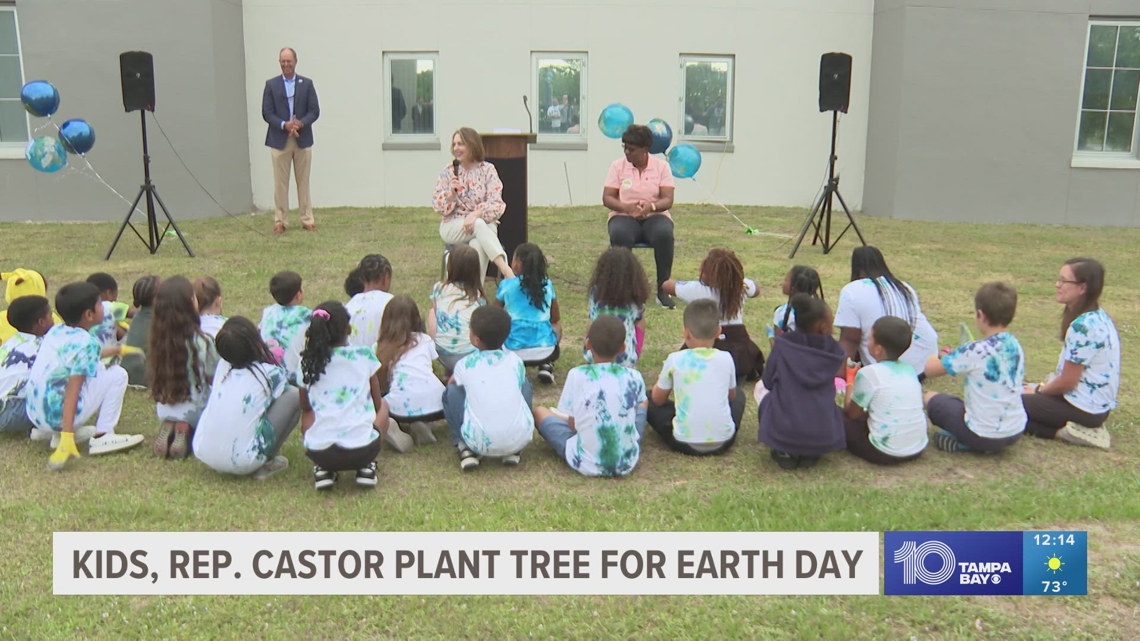 Children, Rep. Kathy Castor plants tree for Earth Day | wtsp.com