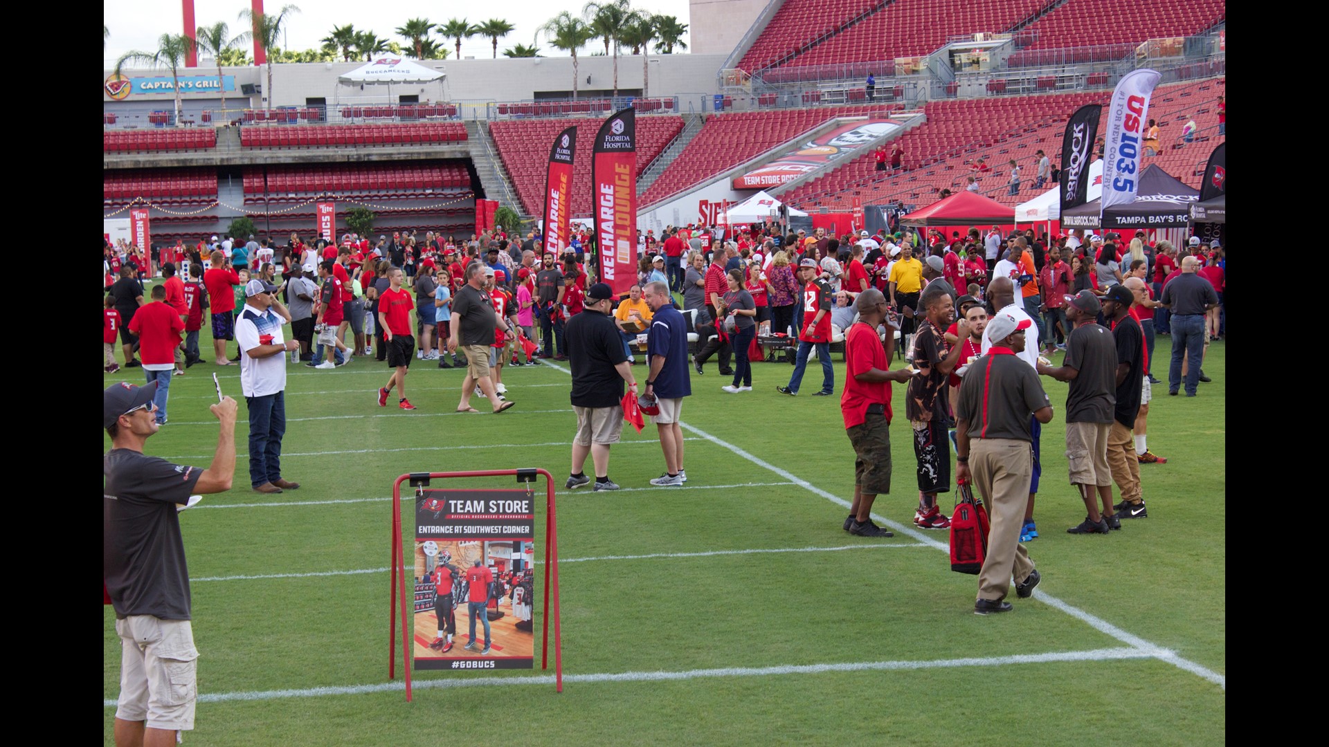 PHOTOS: Tampa Bay Buccaneers Draft Party 2018 | wtsp.com