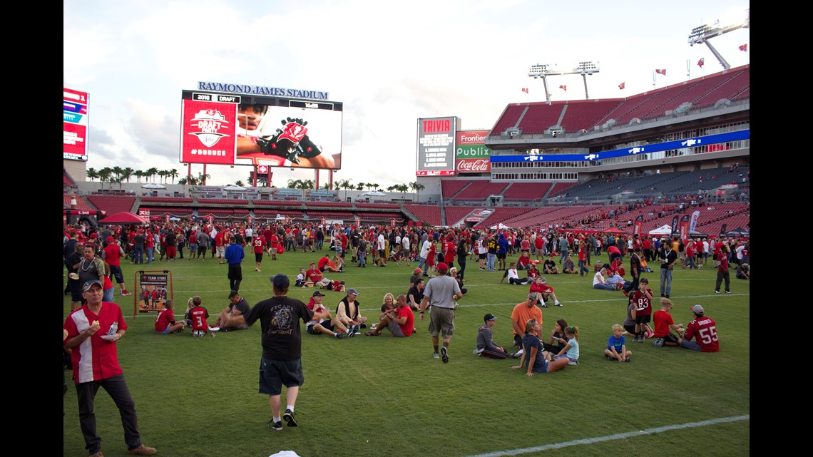 PHOTOS: Tampa Bay Buccaneers Draft Party 2018 | wtsp.com