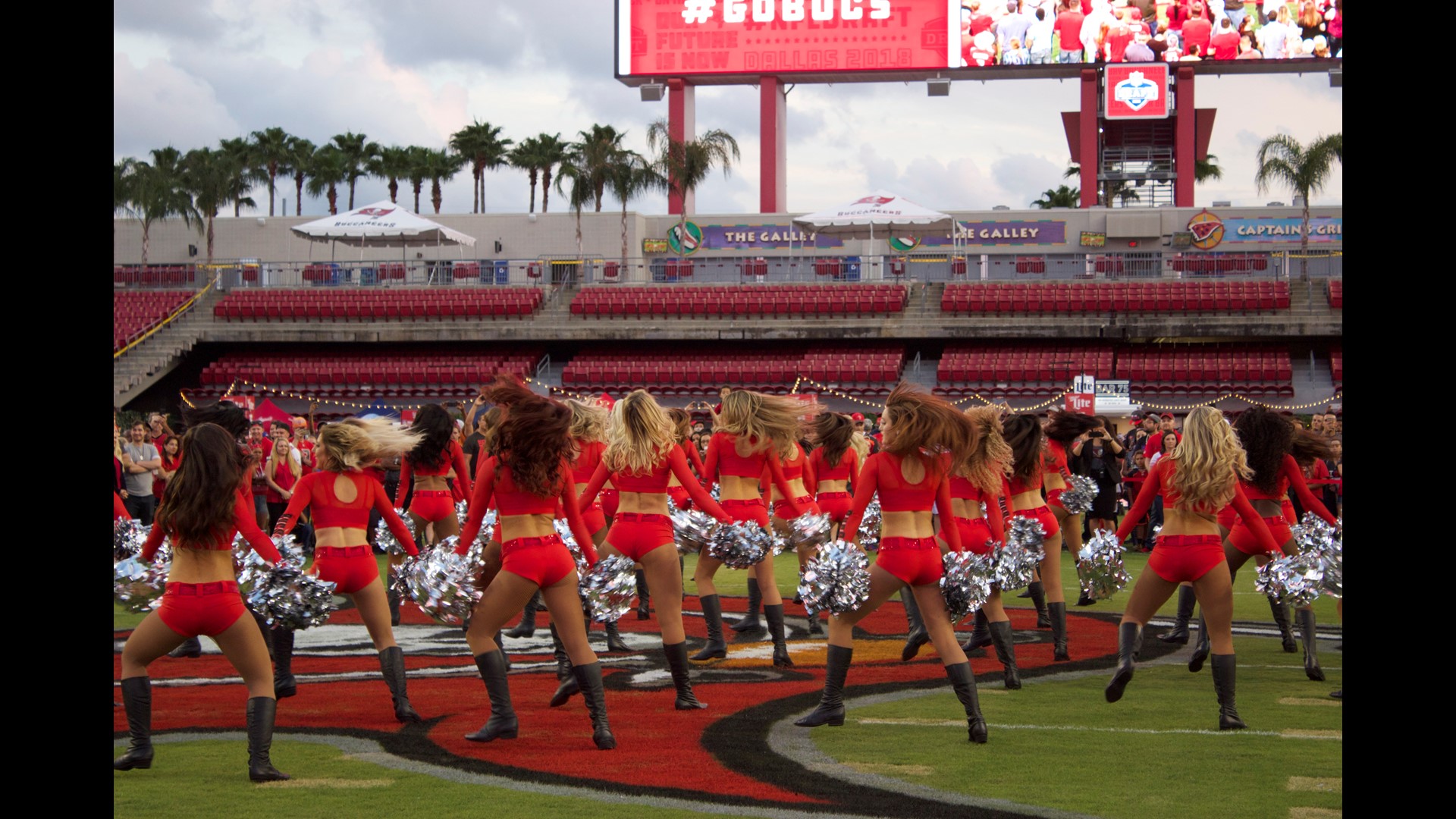 PHOTOS: Tampa Bay Buccaneers Draft Party 2018 | wtsp.com