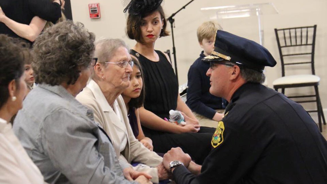 Former Clearwater police chief Booth memorialized at funeral | wtsp.com
