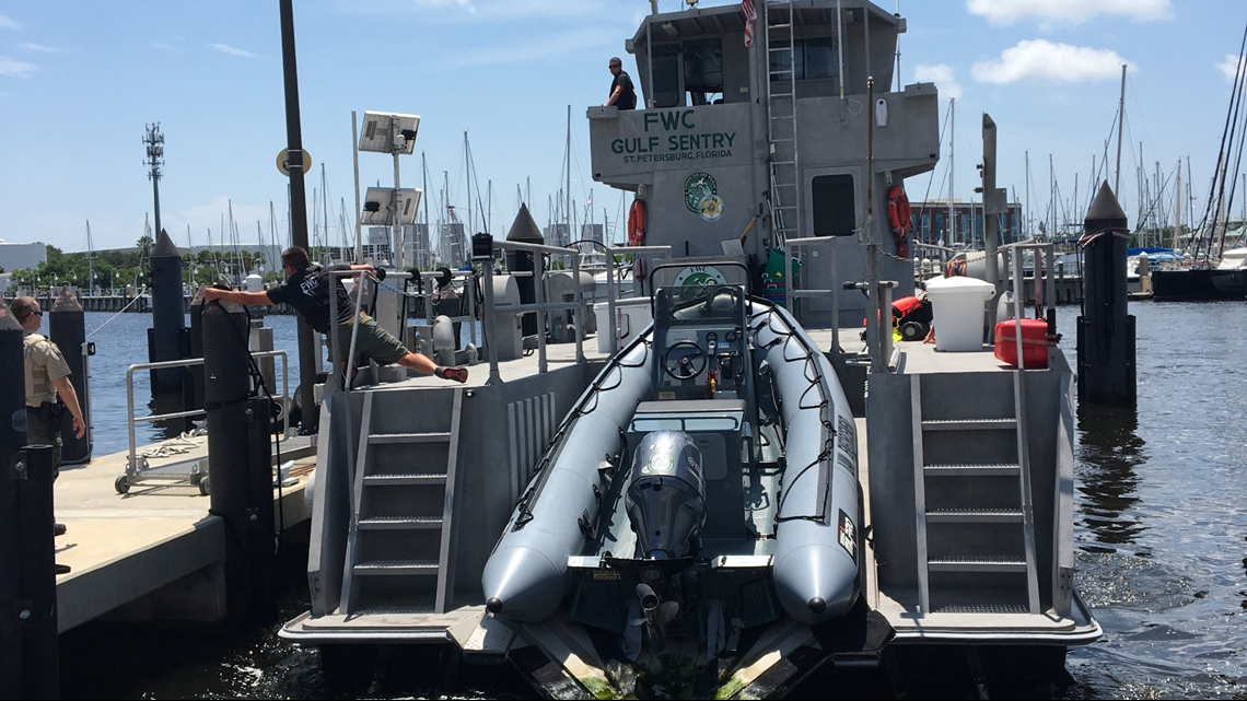 57-year-old diver rescued nearly a day after he went missing in Hudson ...