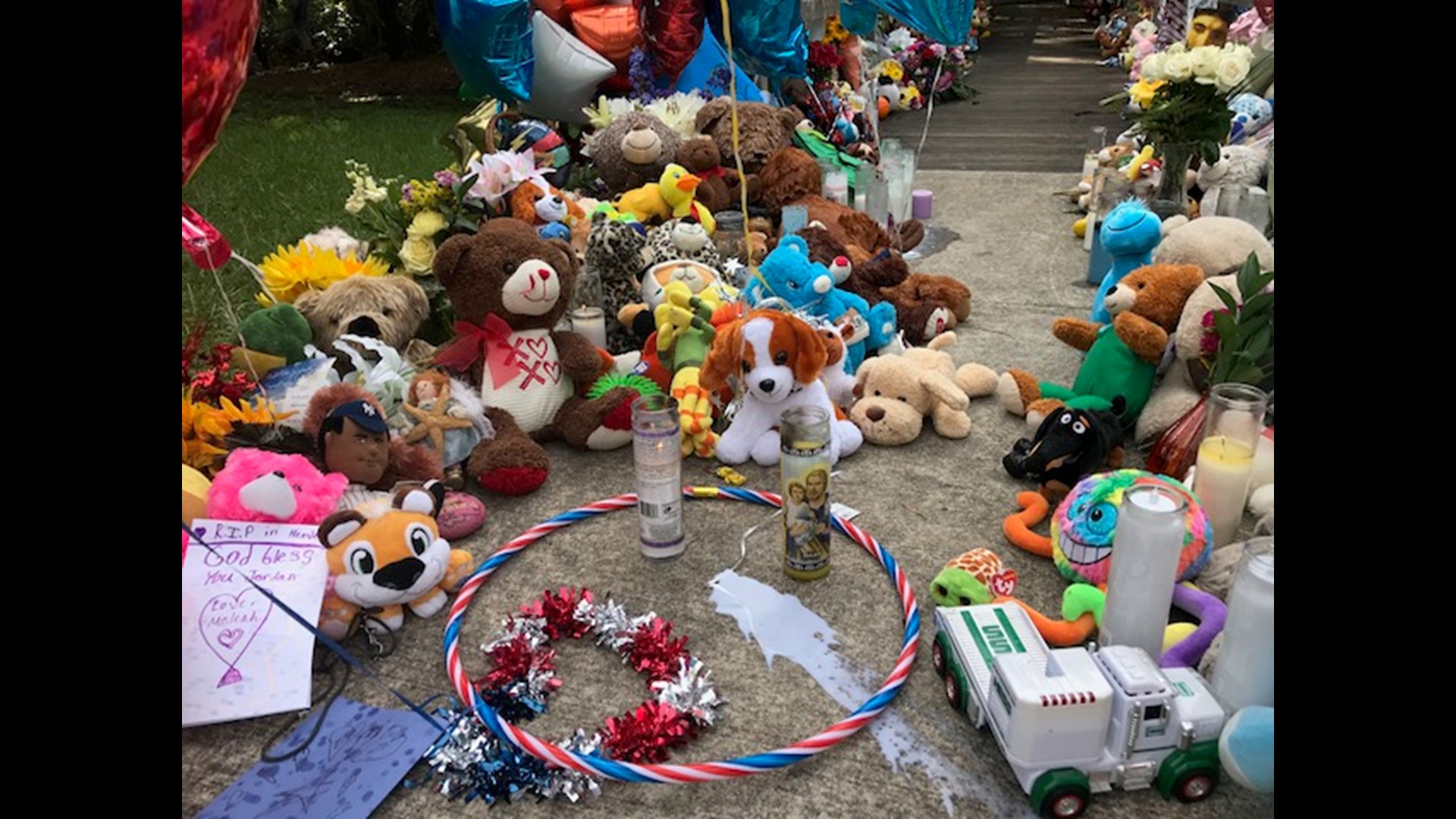 Jordan Belliveau's family holds fundraiser; mourners continue to visit ...