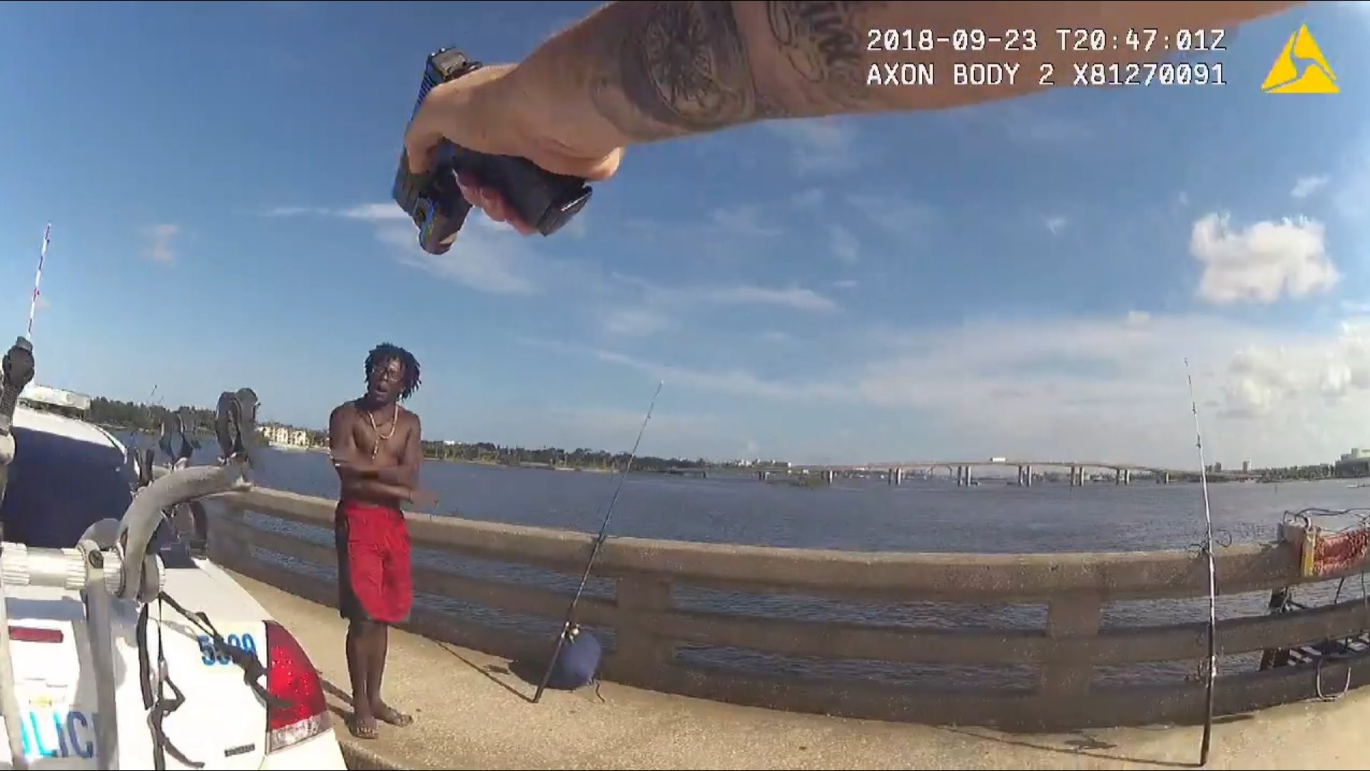 Man survives 30-foot fall after being thrown from Daytona Beach bridge ...