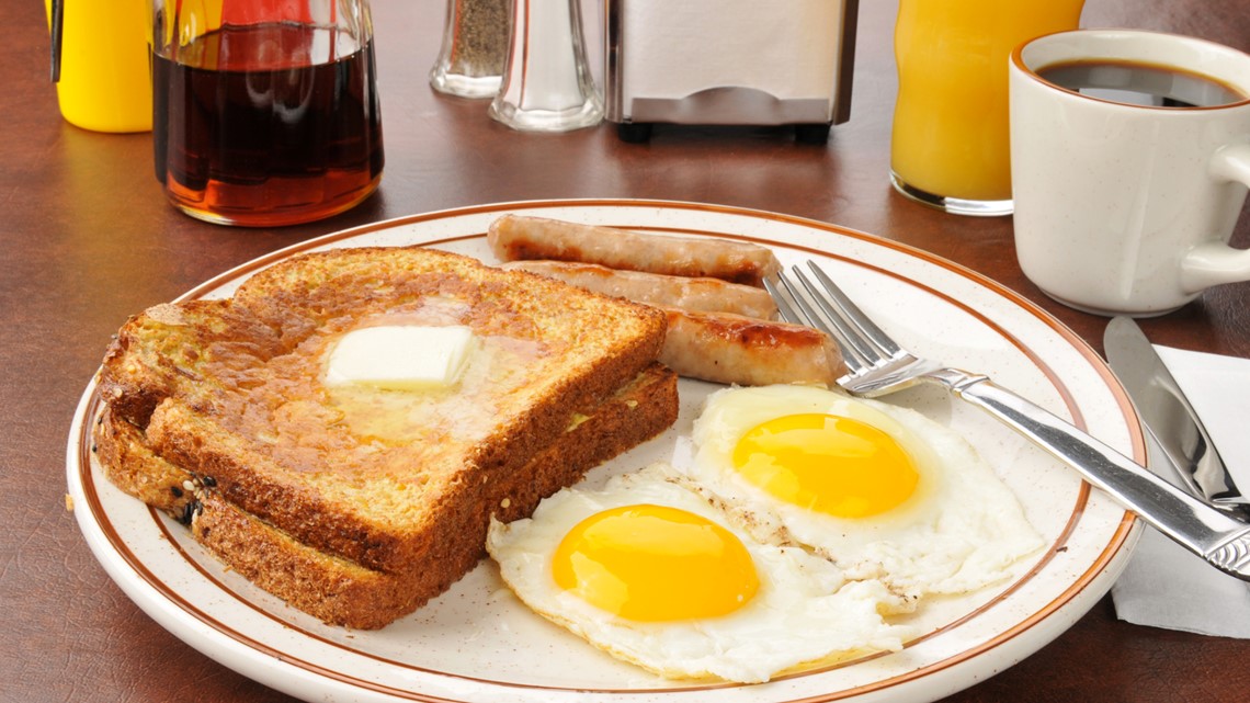 Customers buy World War II veteran's breakfast every day for years ...
