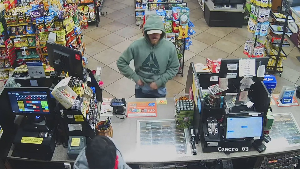 Man robbed numerous stores at gunpoint across Tampa Bay, deputies say ...