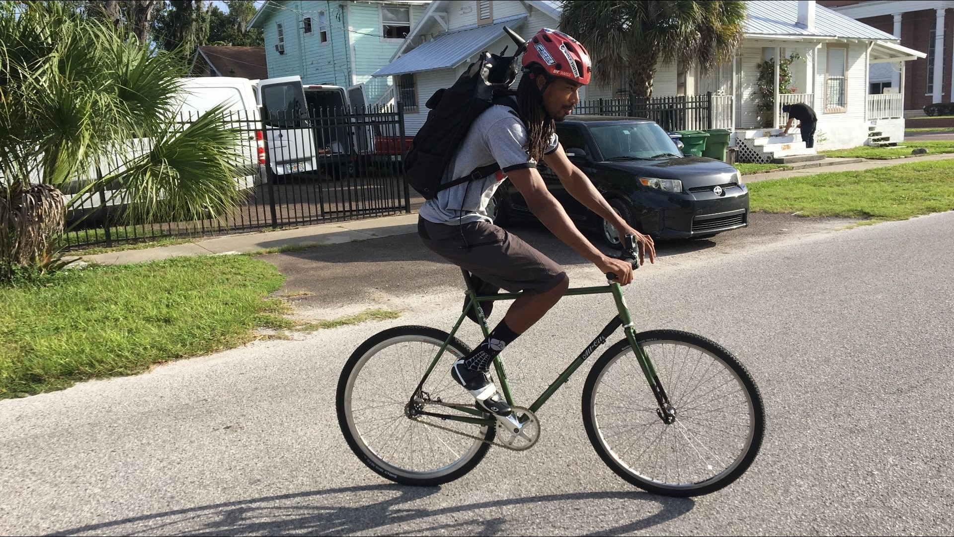 Tampa Paralympic hopeful rides to work with just one leg | wtsp.com