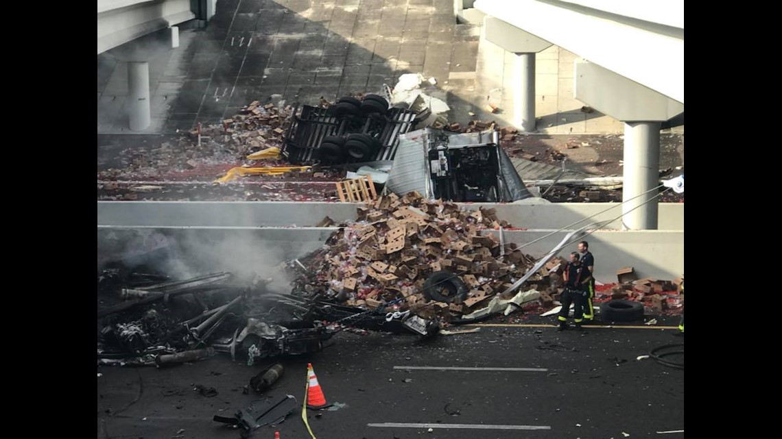 I 75 Fowler Avenue In Tampa Reopen After Deadly Semi Truck Crash