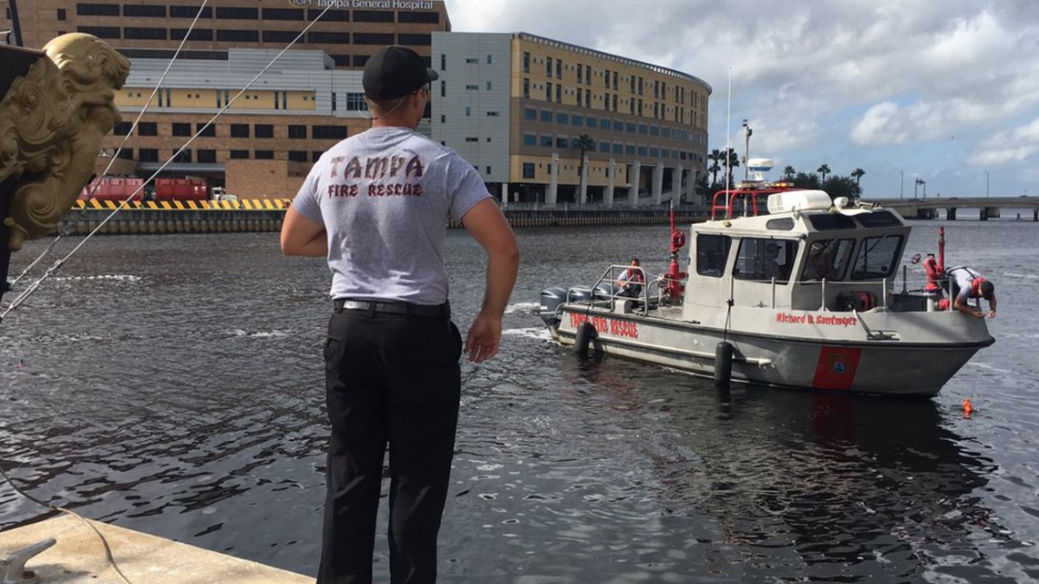 Tampa divers pull man from water after 30 minutes underwater | wtsp.com