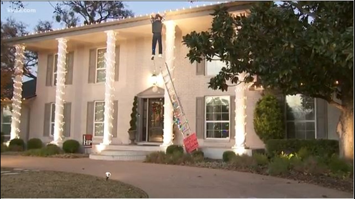 Video shows passerby freaking out over fake Clark Griswold Christmas ...