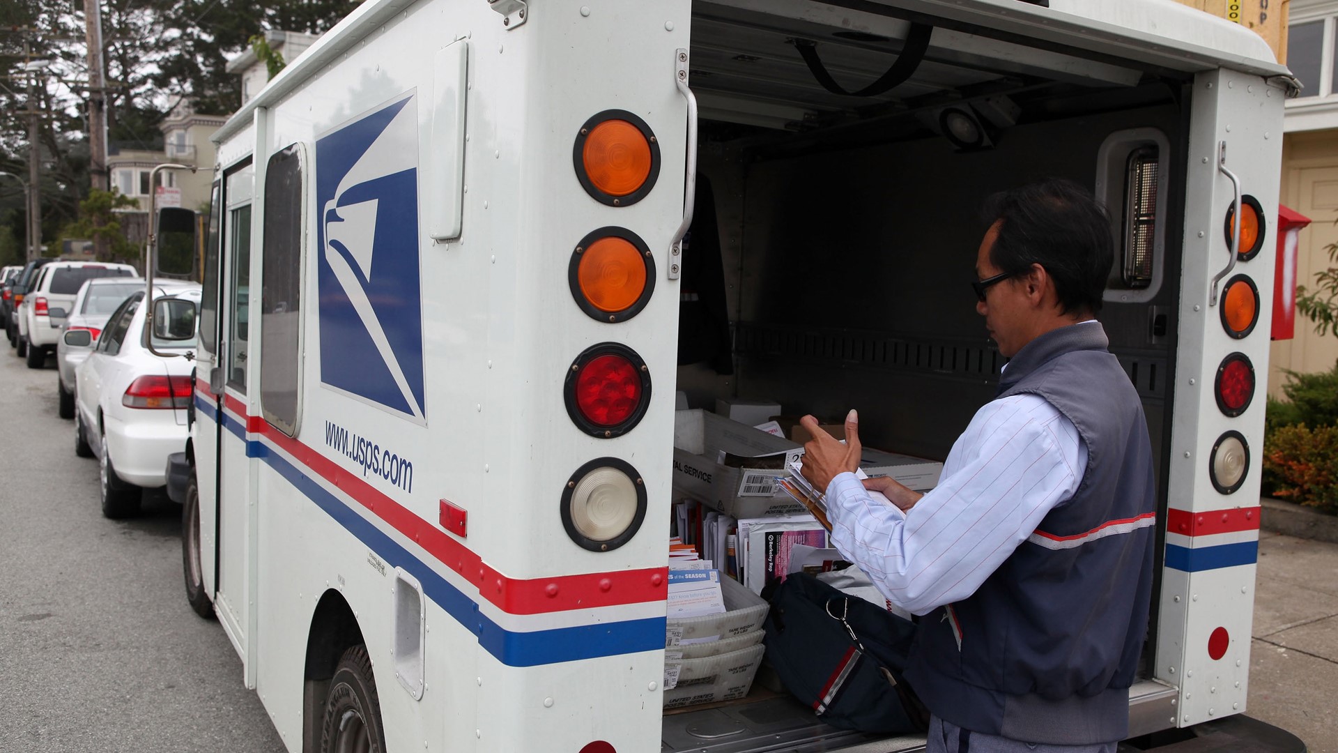 Police setting traps for porch pirates, using bait packages with ...