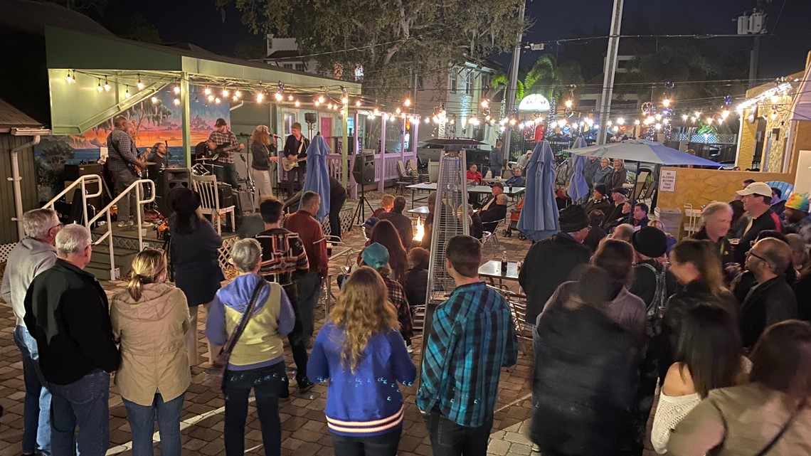 Scammers target small businesses with fake grants during pandemic ...