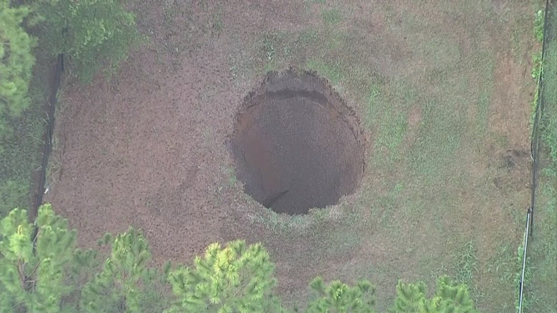 Sinkhole that killed man in Seffner reopens a decade later | wtsp.com