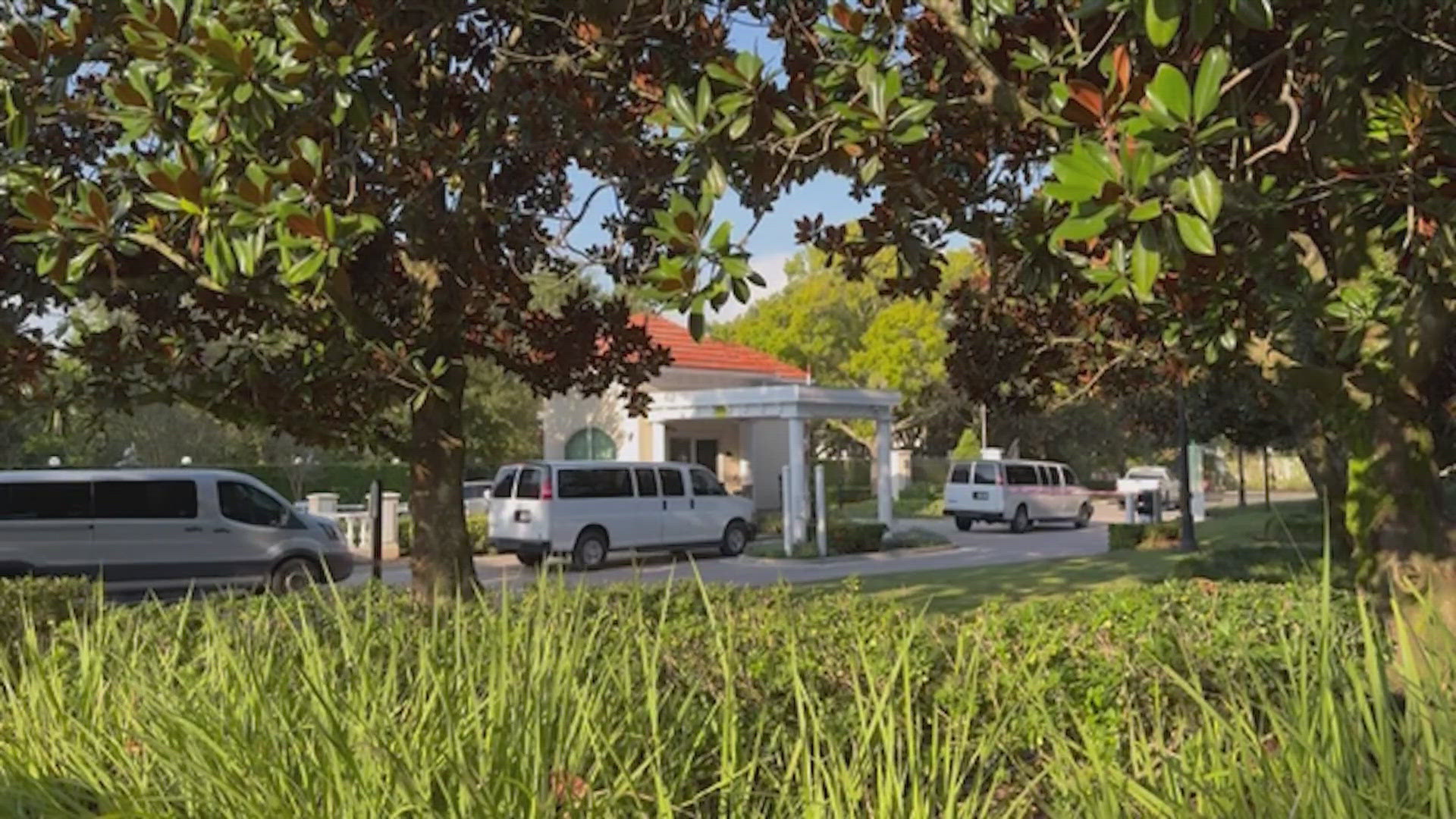 Tampa church leaders indicted in FBI's money laundering, forced labor ...