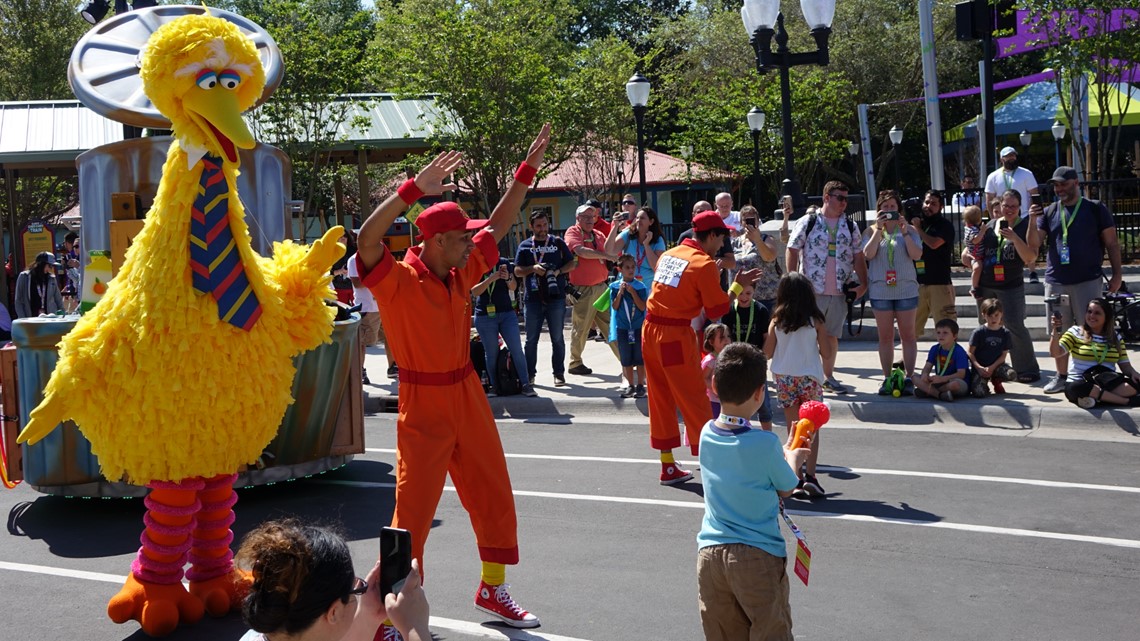 Sesame Street merges nostalgia and modern tech at SeaWorld Orlando ...