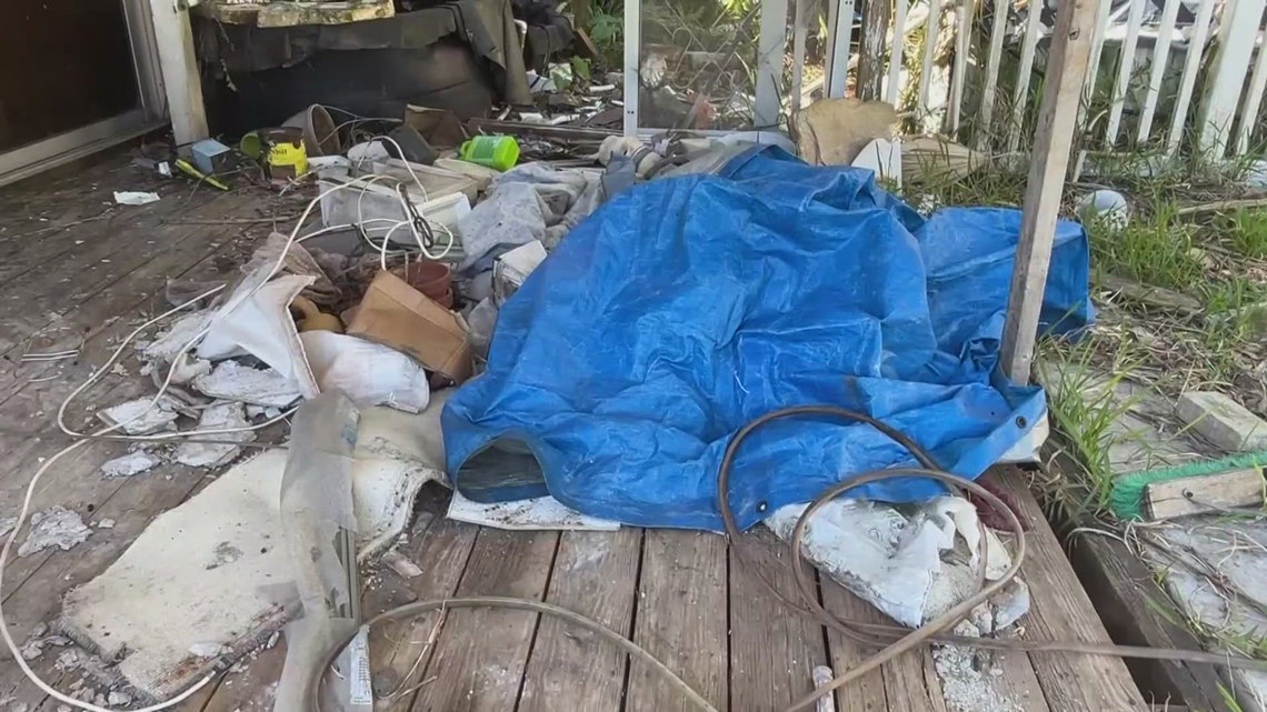 Oldsmar mayor says debris contractor jilted them, but agreement with ...