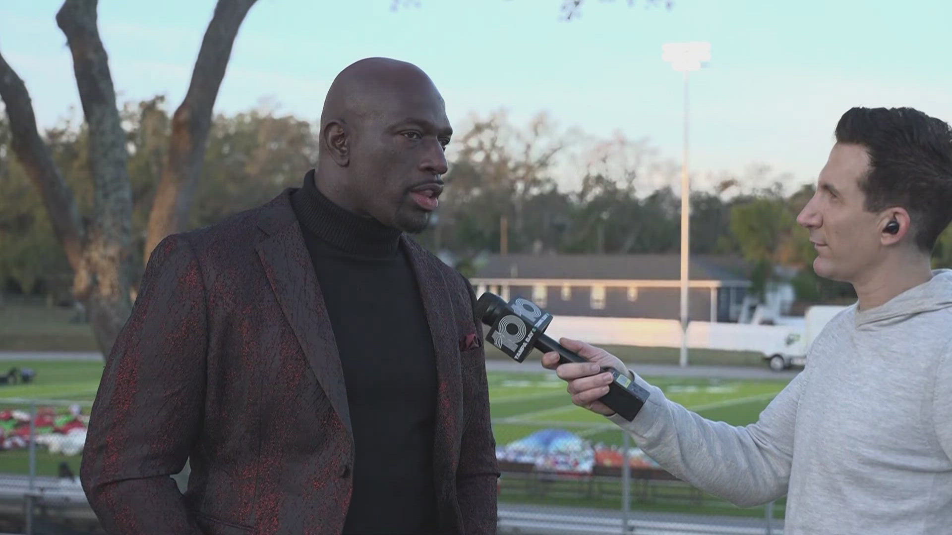 Thousands of families getting an extra dose of holiday cheer at Sligh ...