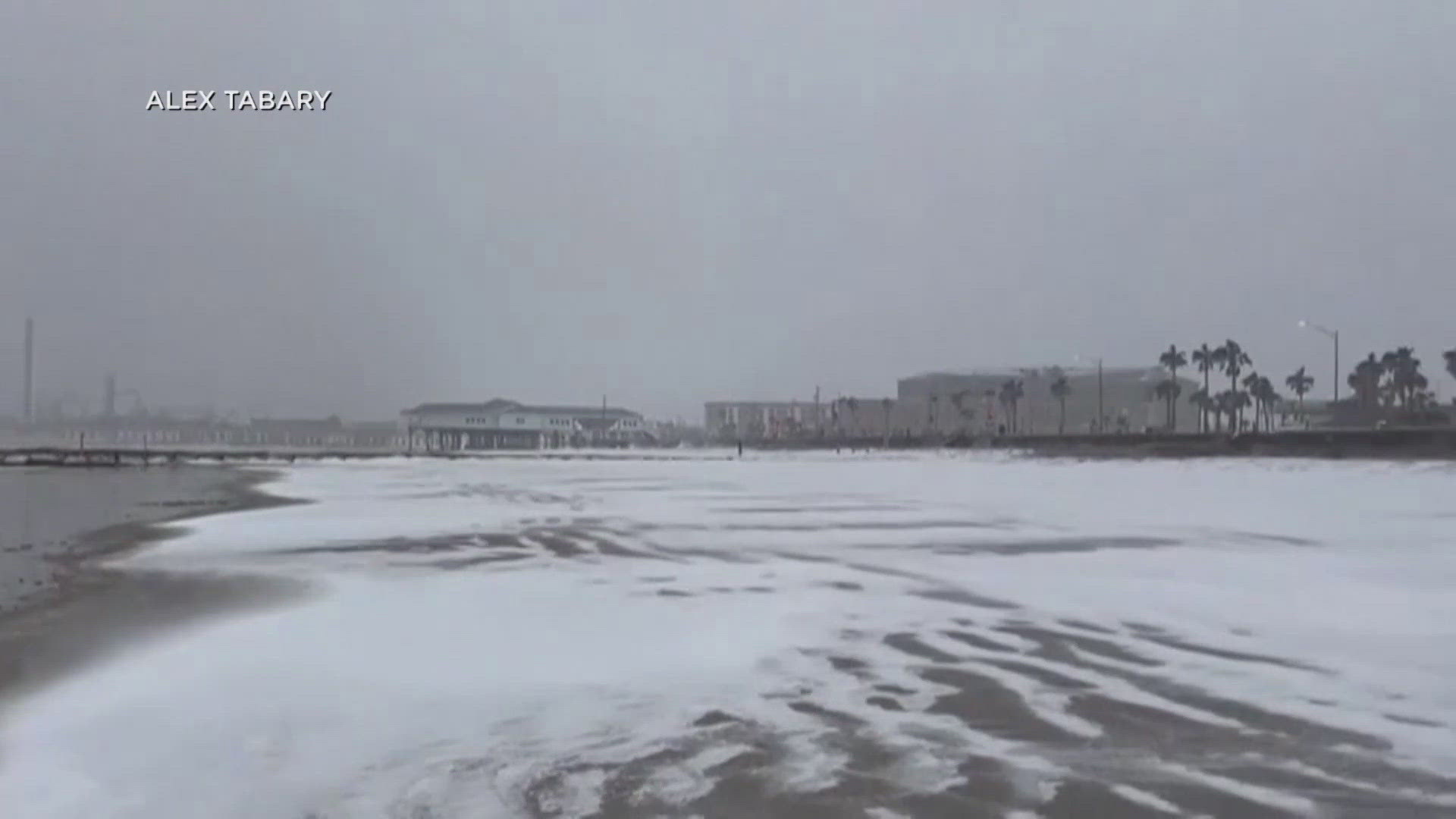 Pensacola sees snow while Miami has tropical temperatures | wtsp.com