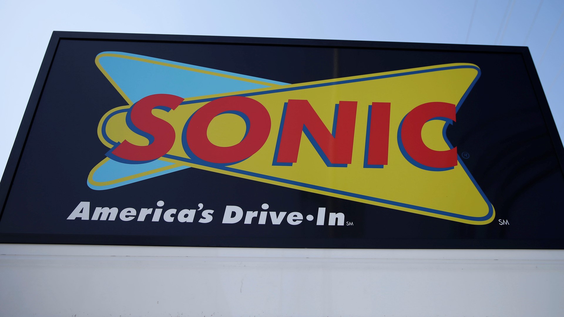 Staffs quit at Sonic drive-ins in Ohio over pay-cut talk | wtsp.com