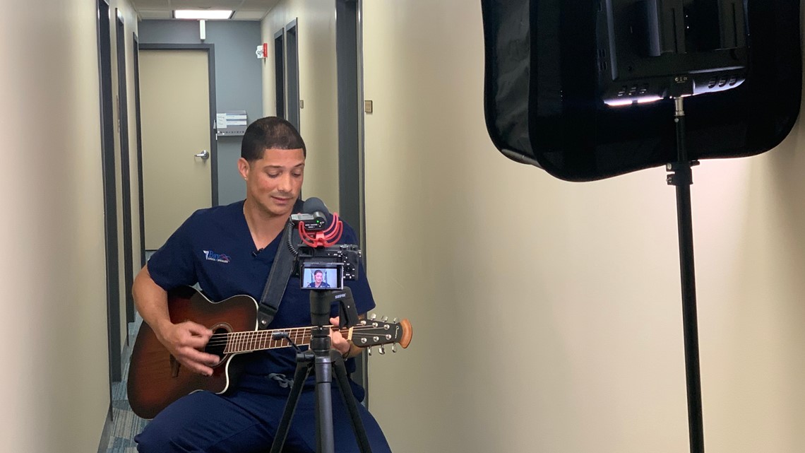 Singing surgeon hopes to cheer up patients with 'Lean On Me' rendition ...