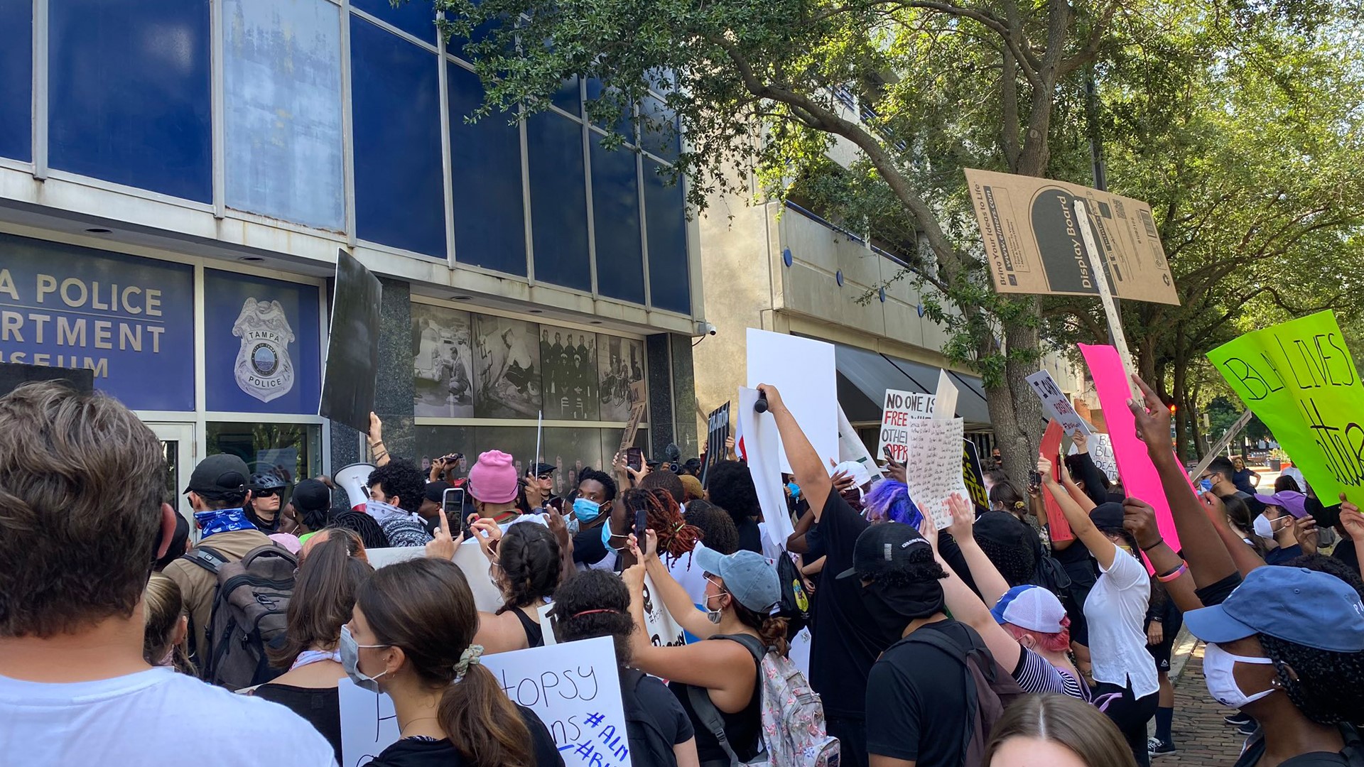 Man sues City of Tampa, claims he was struck with rubber bullet | wtsp.com