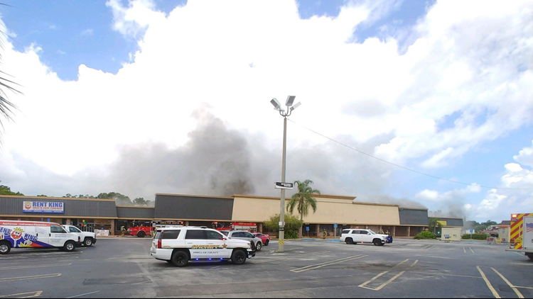 Firefighters battle fire at former Largo Winn-Dixie | wtsp.com