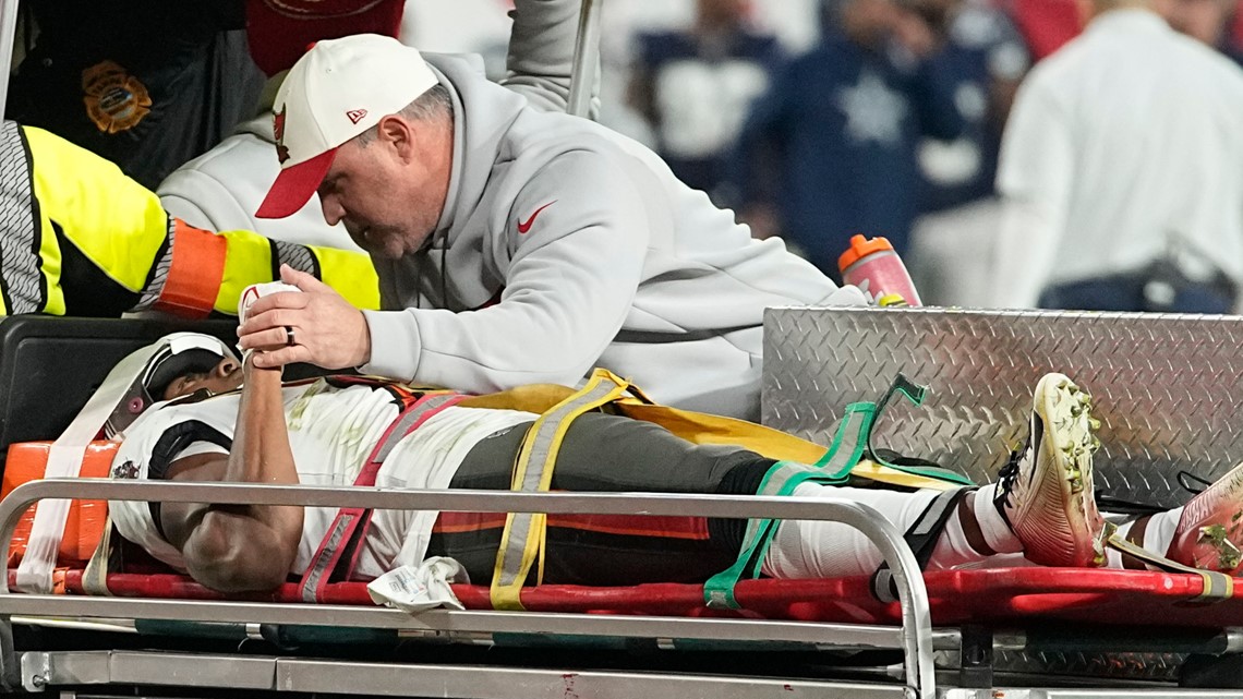 Bucs' Russell Gage carted off field vs. Cowboys | wtsp.com