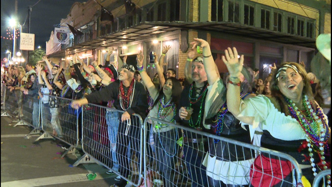 Ybor City streets illuminated for annual Sant' Yago Knight Parade ...
