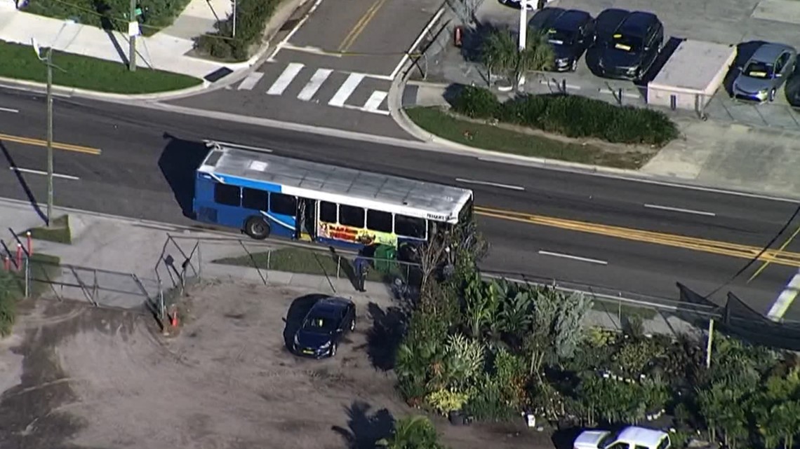 HART bus crash in Tampa leaves 1 person dead | wtsp.com