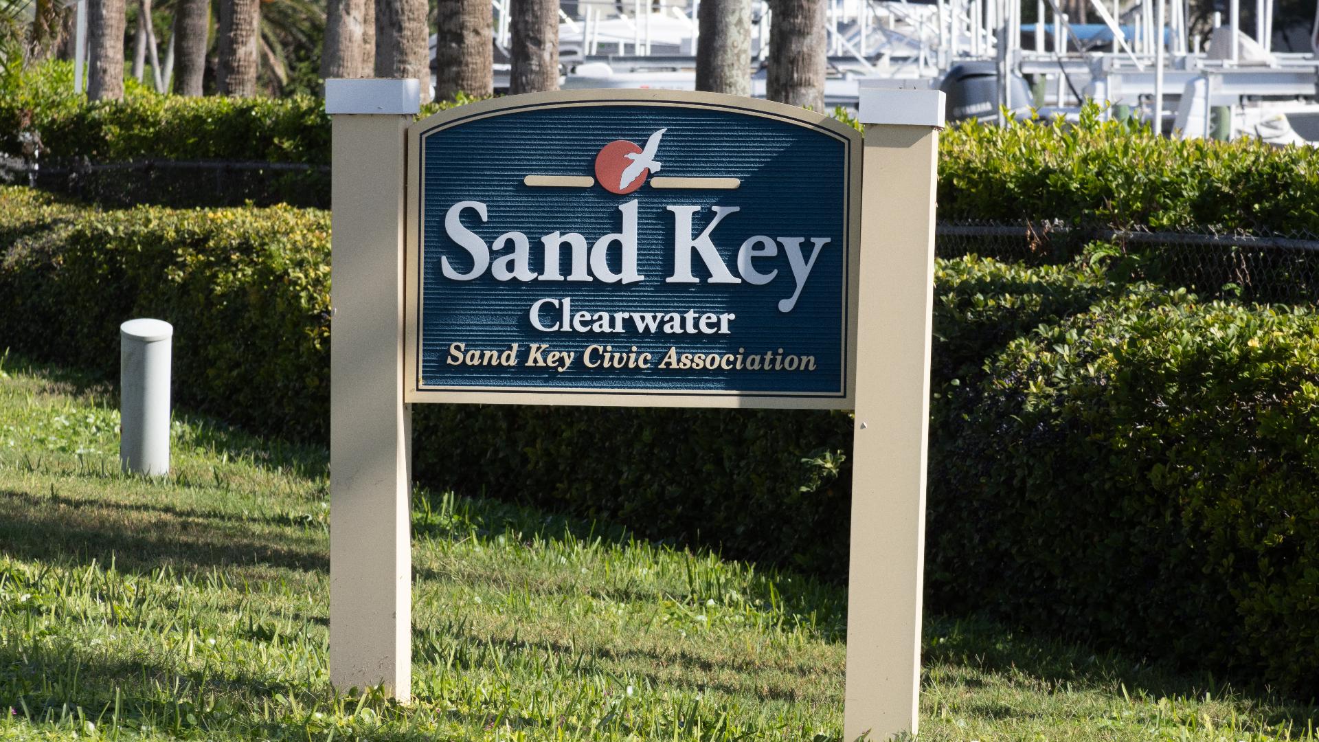 Man dies after being pulled from water in Clearwater, Florida | wtsp.com