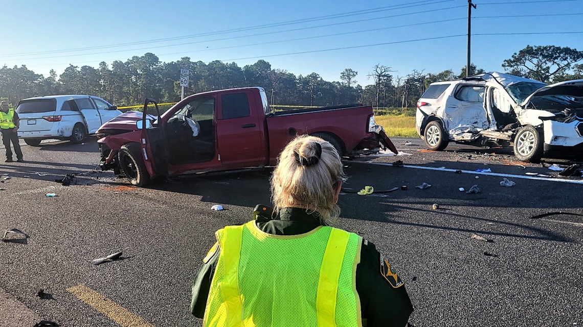 Good Samaritan killed in deadly crash near Lake Wales | wtsp.com