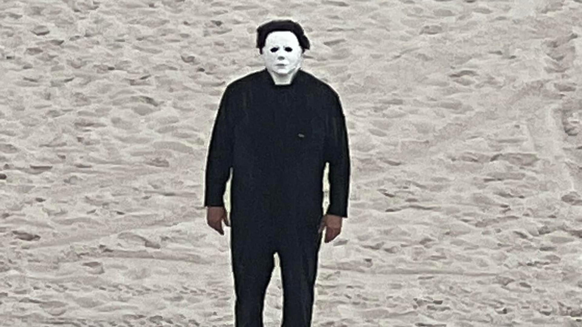 Fictional movie slasher 'Michael Myers' spotted at Florida Beach | wtsp.com